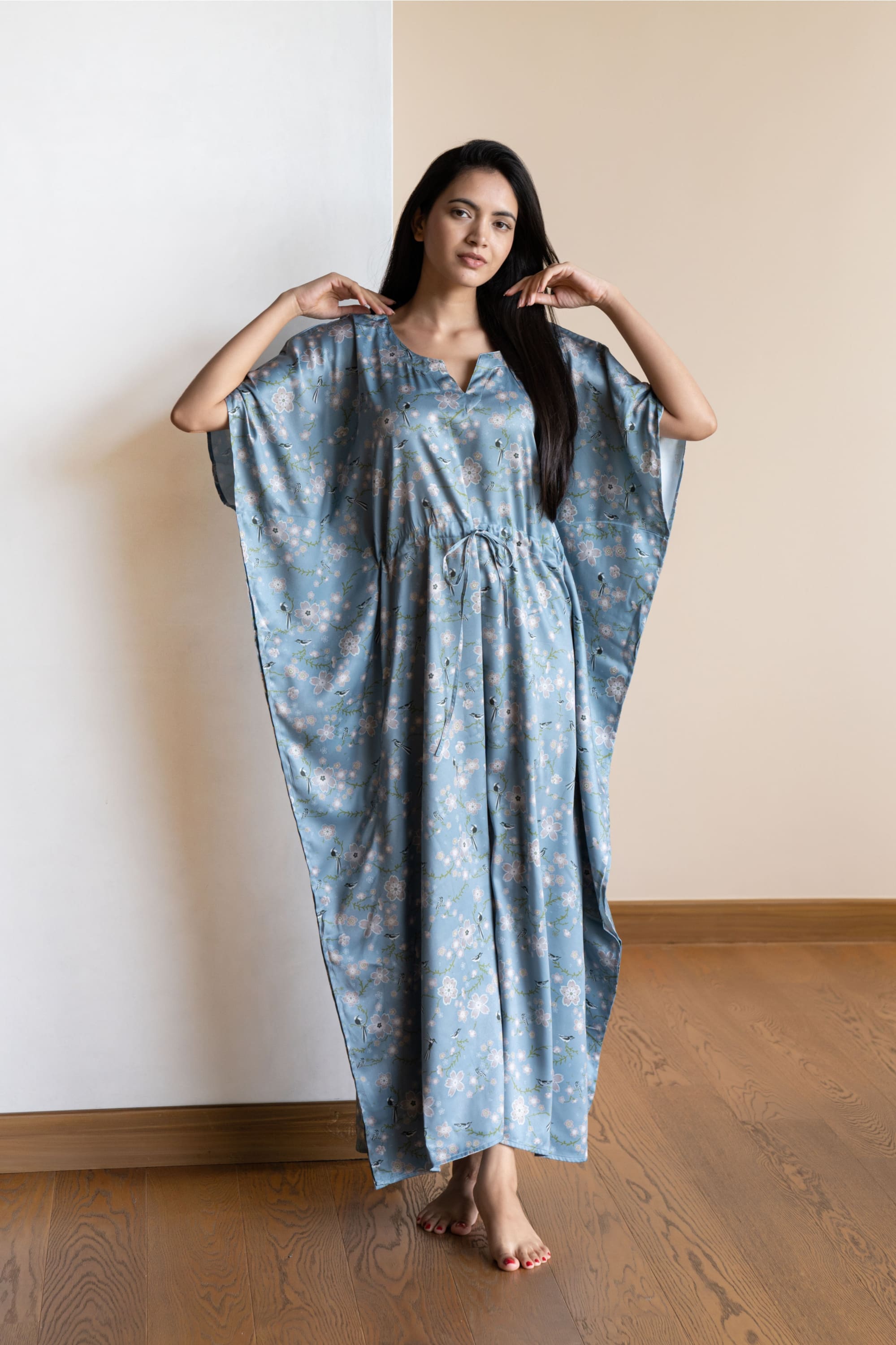 Alluring Sakura Sky Kaftan – FortyWinksCompany